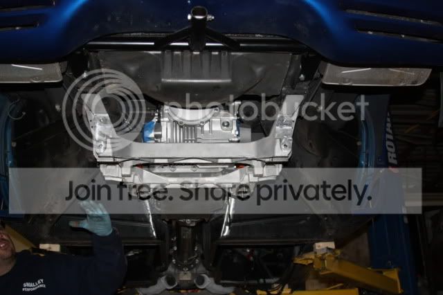 parachute and mount - CorvetteForum - Chevrolet Corvette Forum Discussion